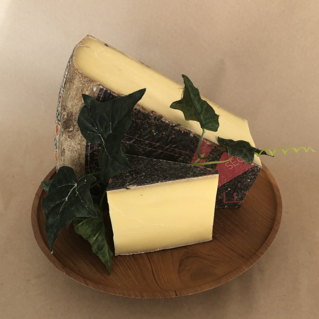 Marcel Petit Comte – Mulberrys Deli & Togs Cafe